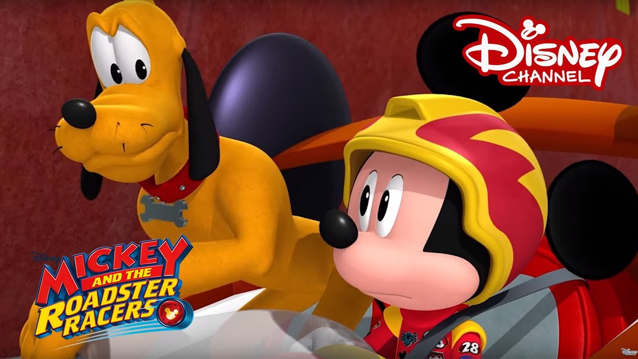 Mickey and the Roadster Racers | Mickey & Pluto redden een puppy ...