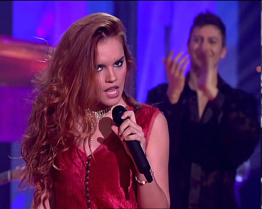 MELODY "TE DIGO ADIÓS" - YouTube