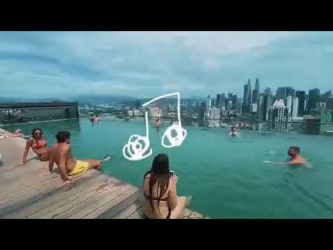 berenang diatas awan lupa gak pakek ka#ut