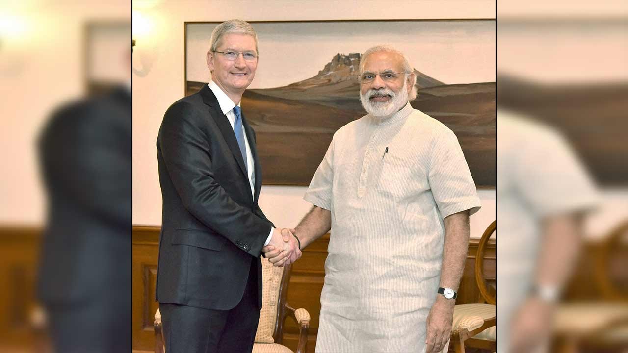 Tim Cook meets PM Modi, launches updated Mobile App of Modi for iPhone ...