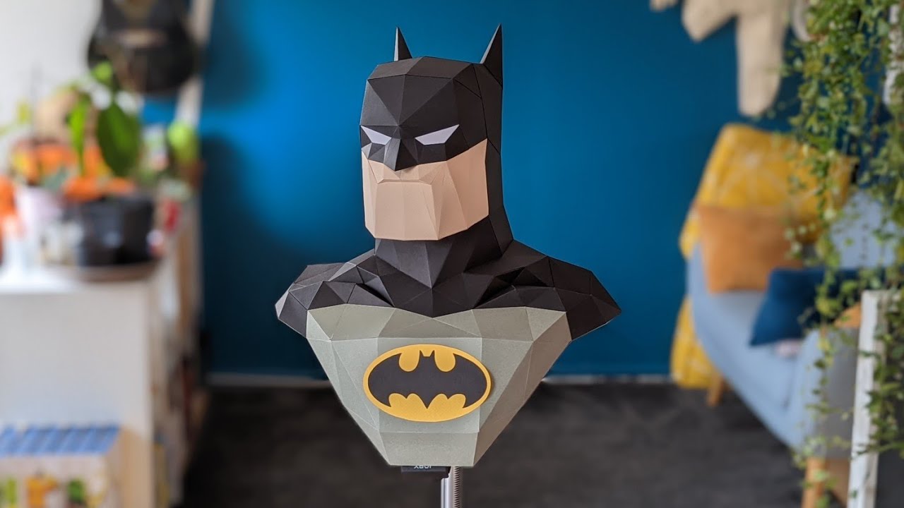 Fabrique ton buste de Batman - papercraft gratuit - YouTube