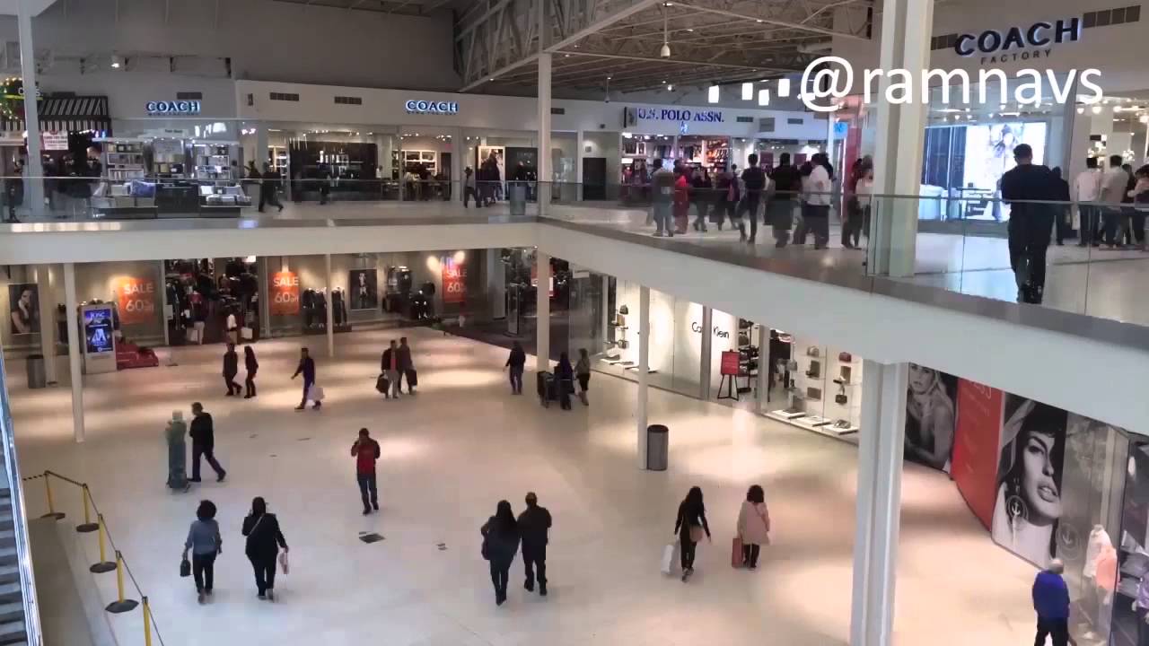 Random Shoppers - Time Lapse - YouTube