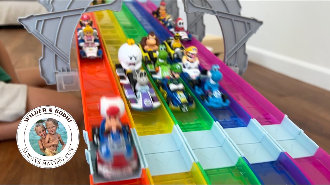 Mario rainbow track races - straight track! - YouTube