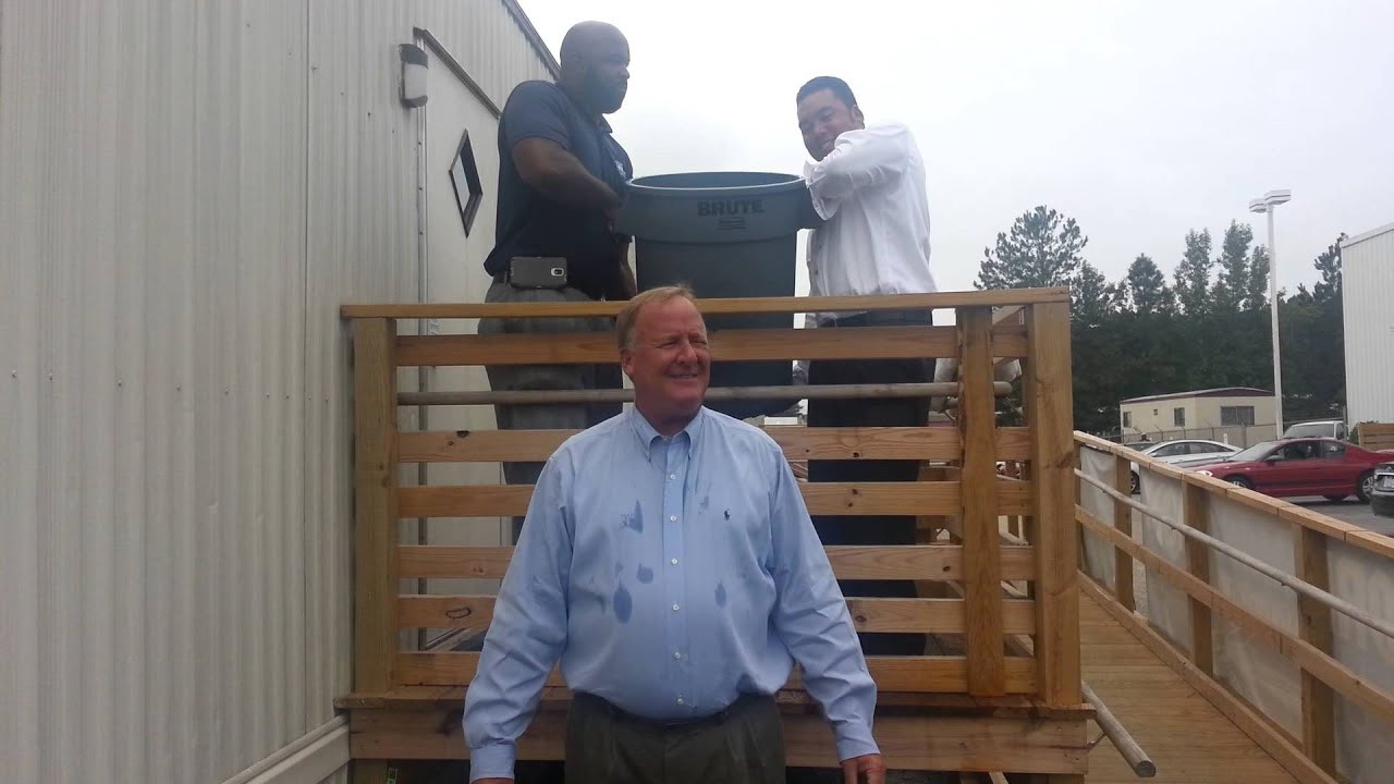 Lee Hyundai HUGE ice bucket challenge Mike Shaff - YouTube