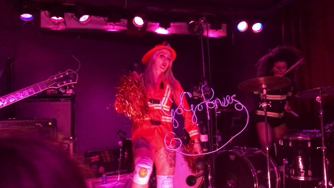 GO GO Ponies - p . s . d. ponies in the sky with diamonds - YouTube