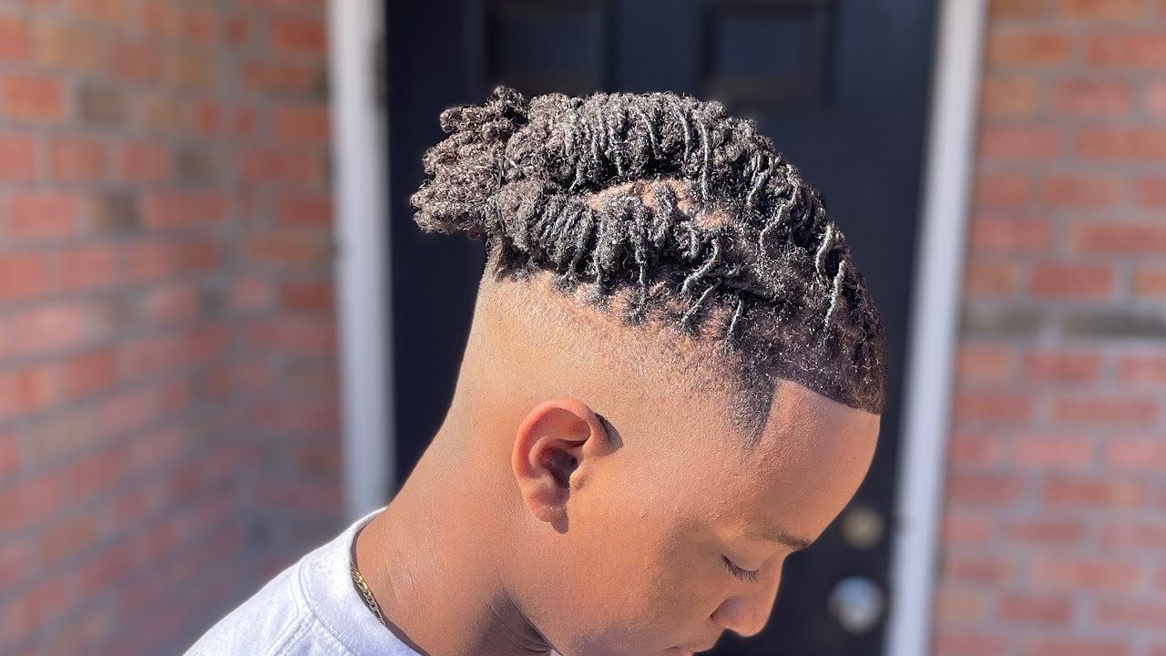 How to do barrel twist🌴on freeform locs 🔥 - YouTube