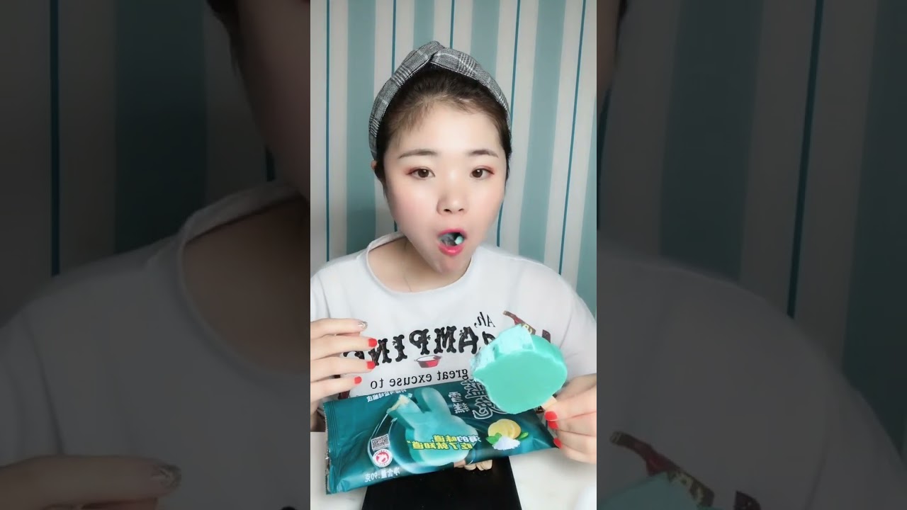 ICE CREAM PARTY WITH ASMR! Blue Jaws, Chocolate Sundae, Purple Berry ...