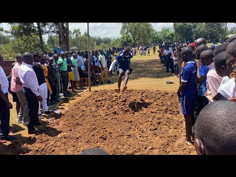 PRIMARY SCHOOL KIDS LONG JUMP GAMES IN THE VILLAGE - YouTube