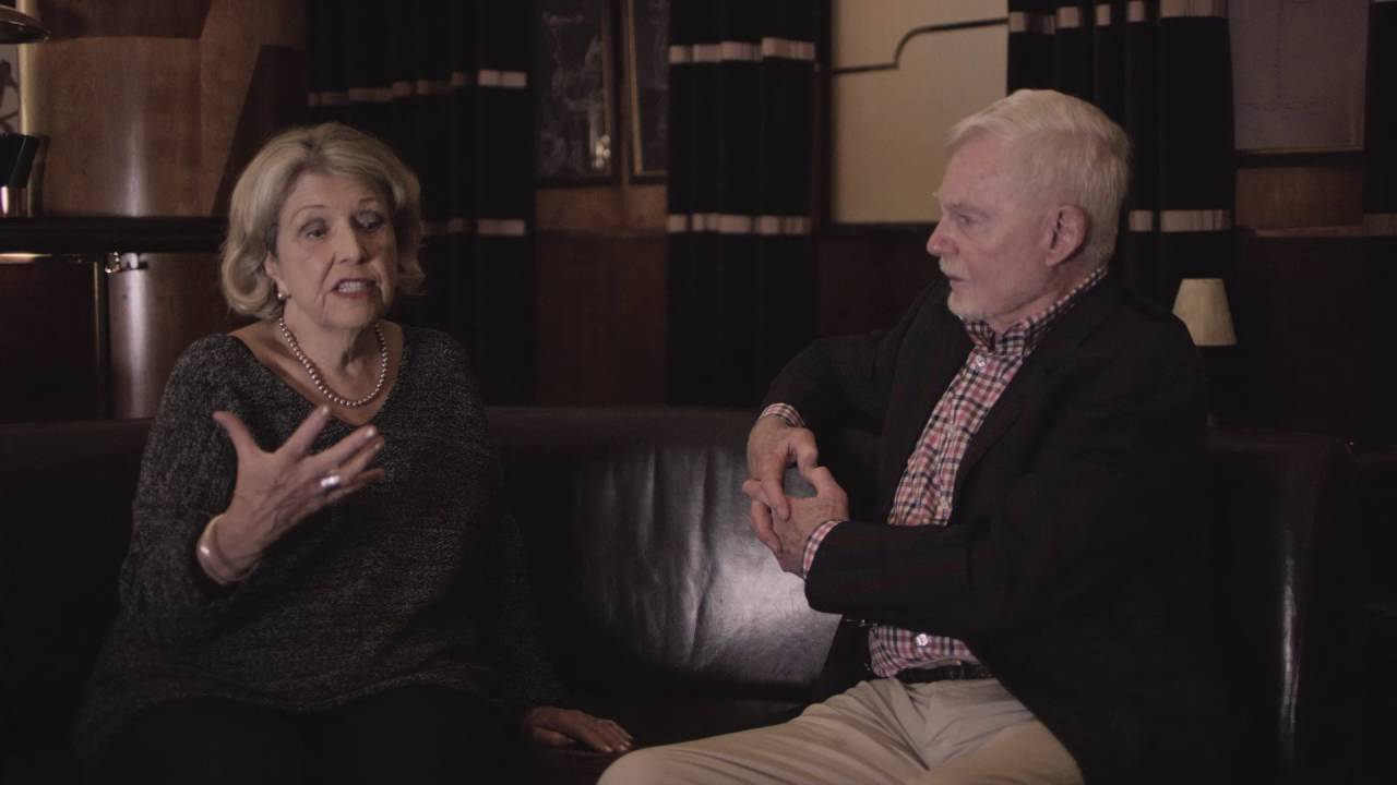 Derek Jacobi & Anne Reid - "I’d Really Love To See You Tonight" - YouTube