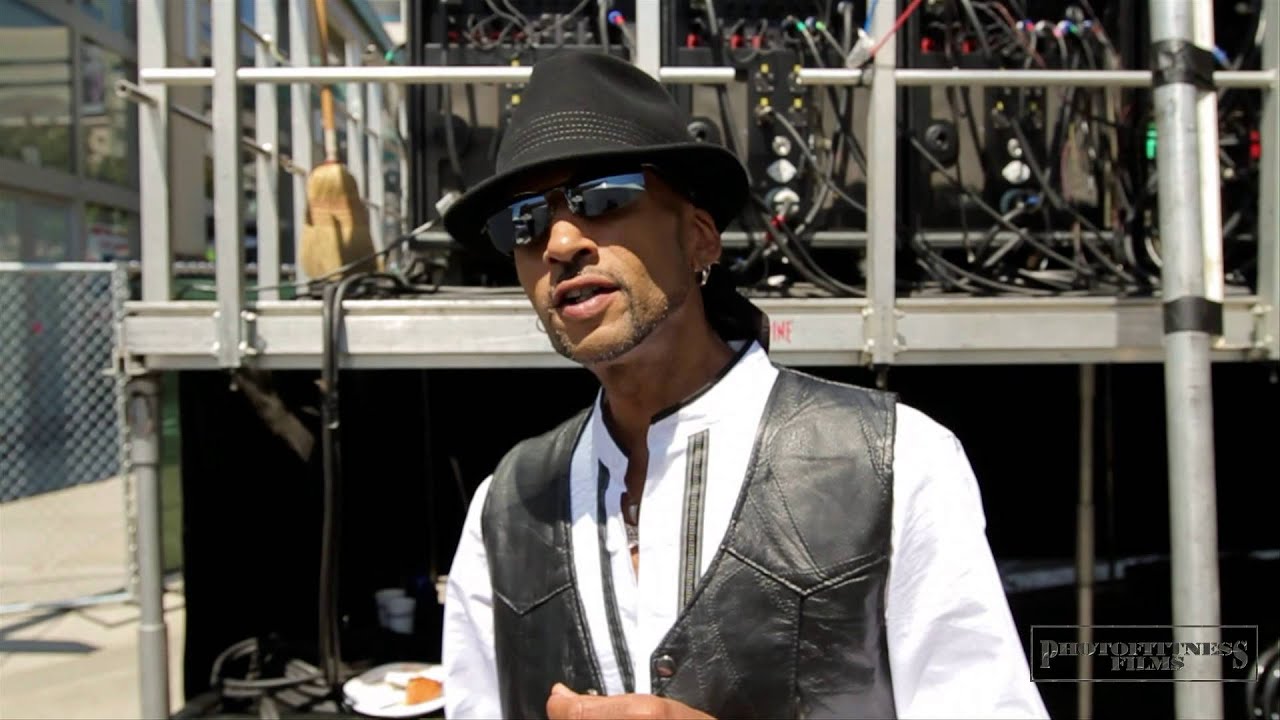 Eric "EQ" Young of Con Funk Shun - YouTube