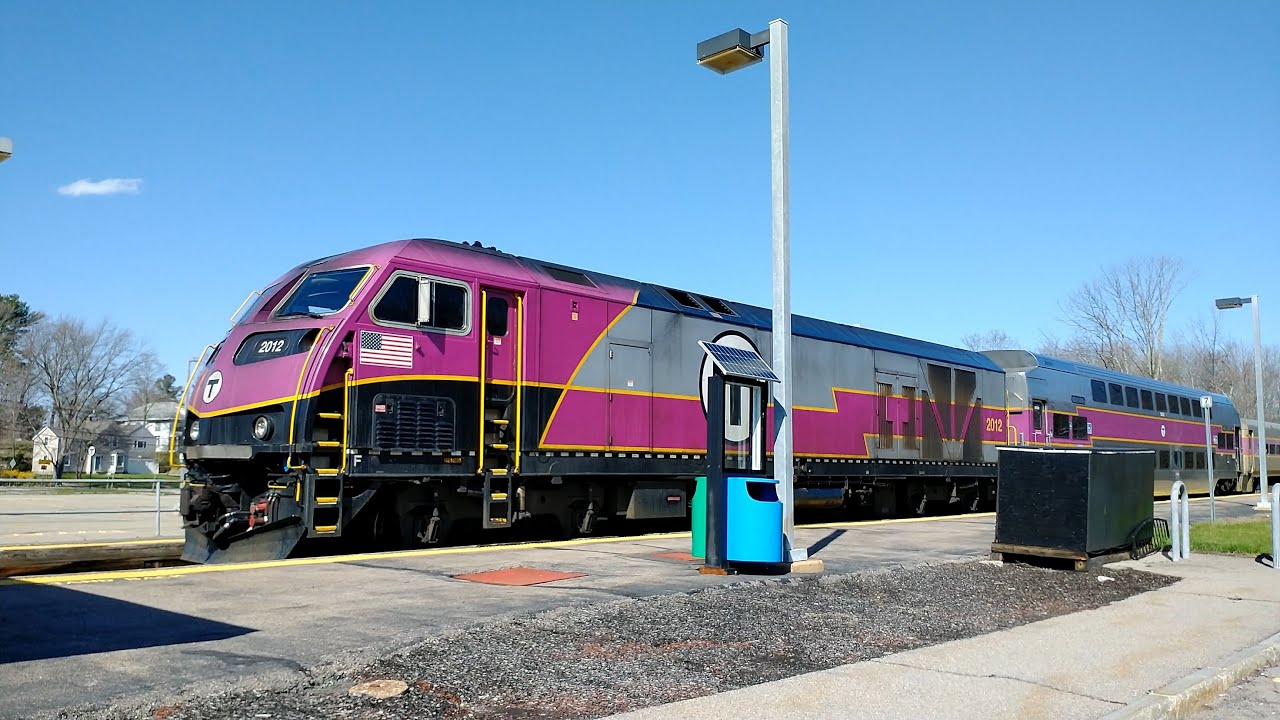 MBTA Commuter Rail Leaving Forge Park/495 - YouTube