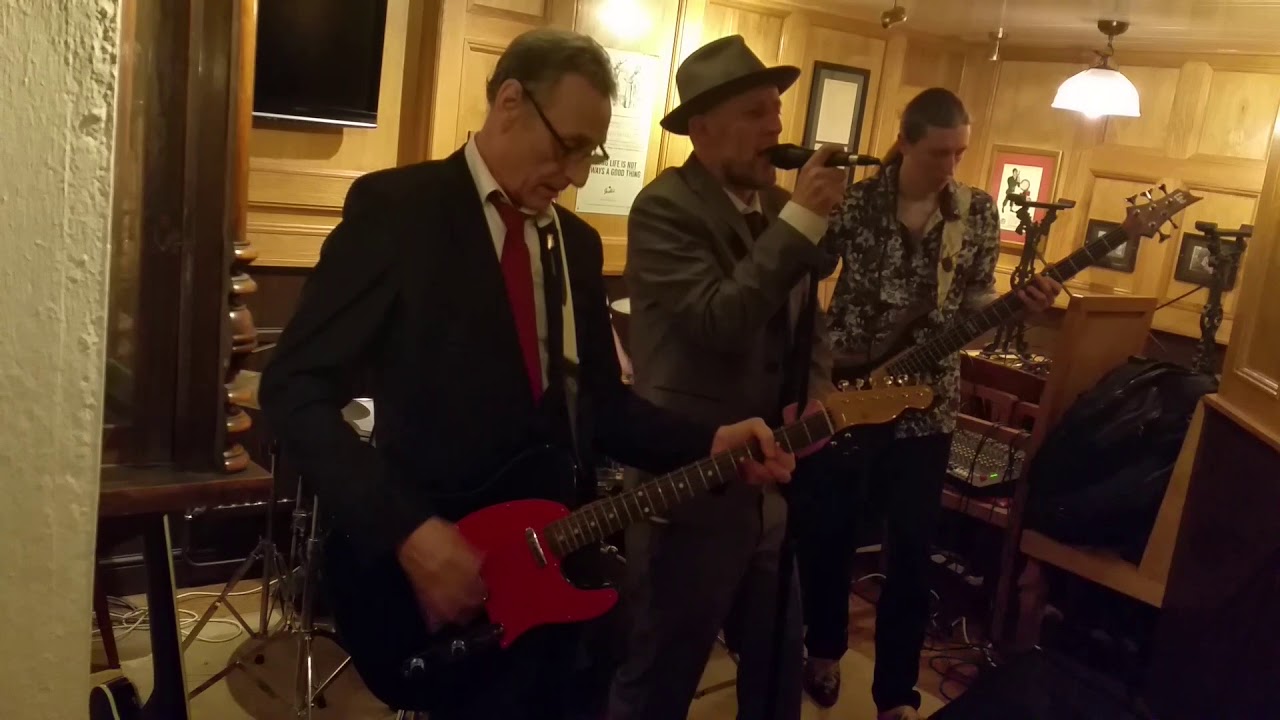 Cell Block Number 9 - Reefy Blunt and the biftas - YouTube