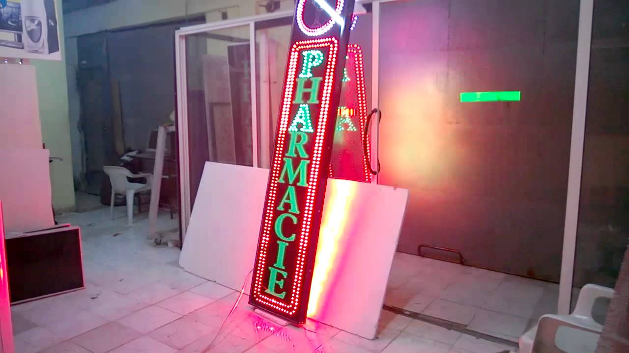 panneau led pharmacies - YouTube