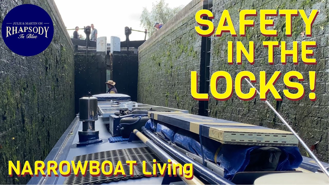 How To Keep SAFE in the LOCKS | A NEW View! | NARROWBOAT Living Ep122 ...