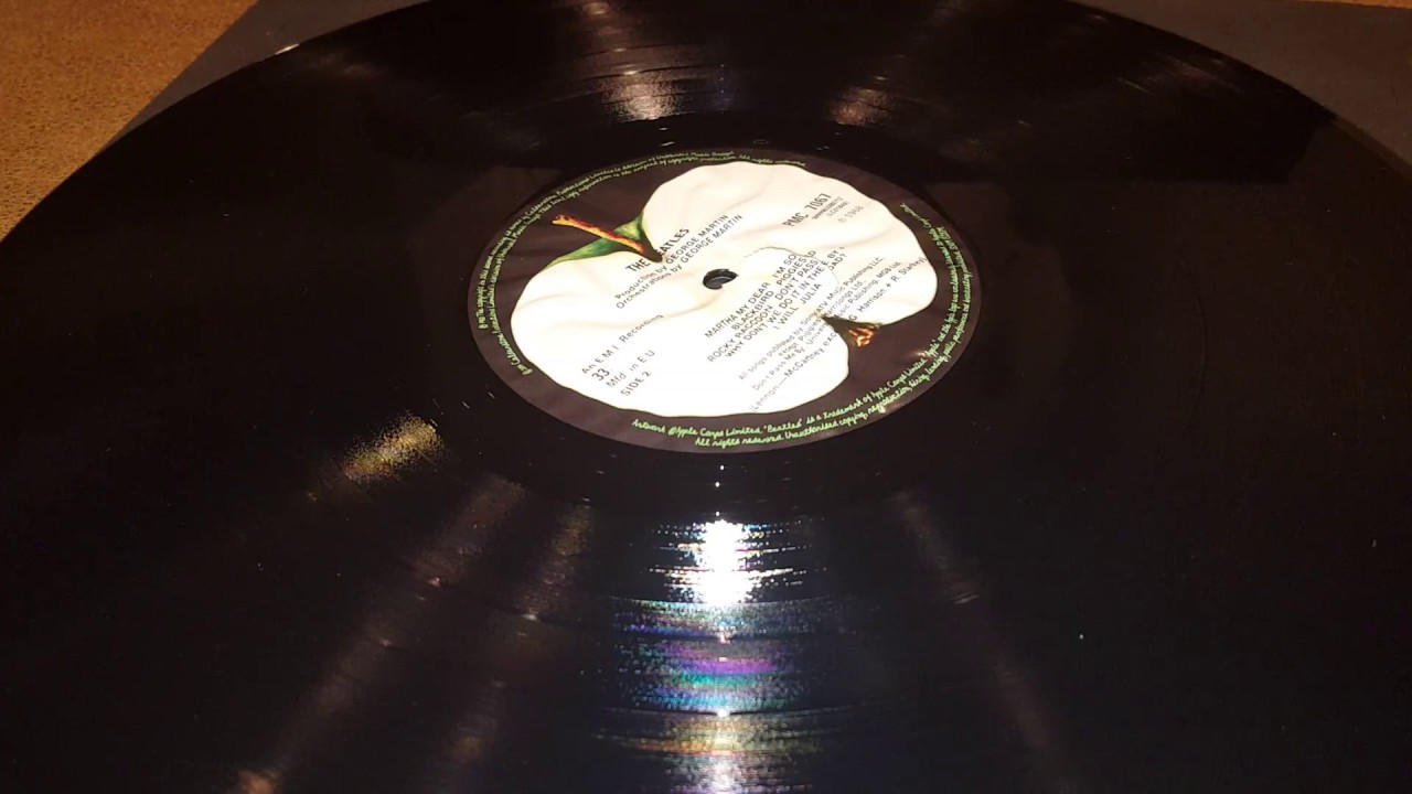 How to fix a Vinyl LP Bubbled / Defective Center Label - YouTube