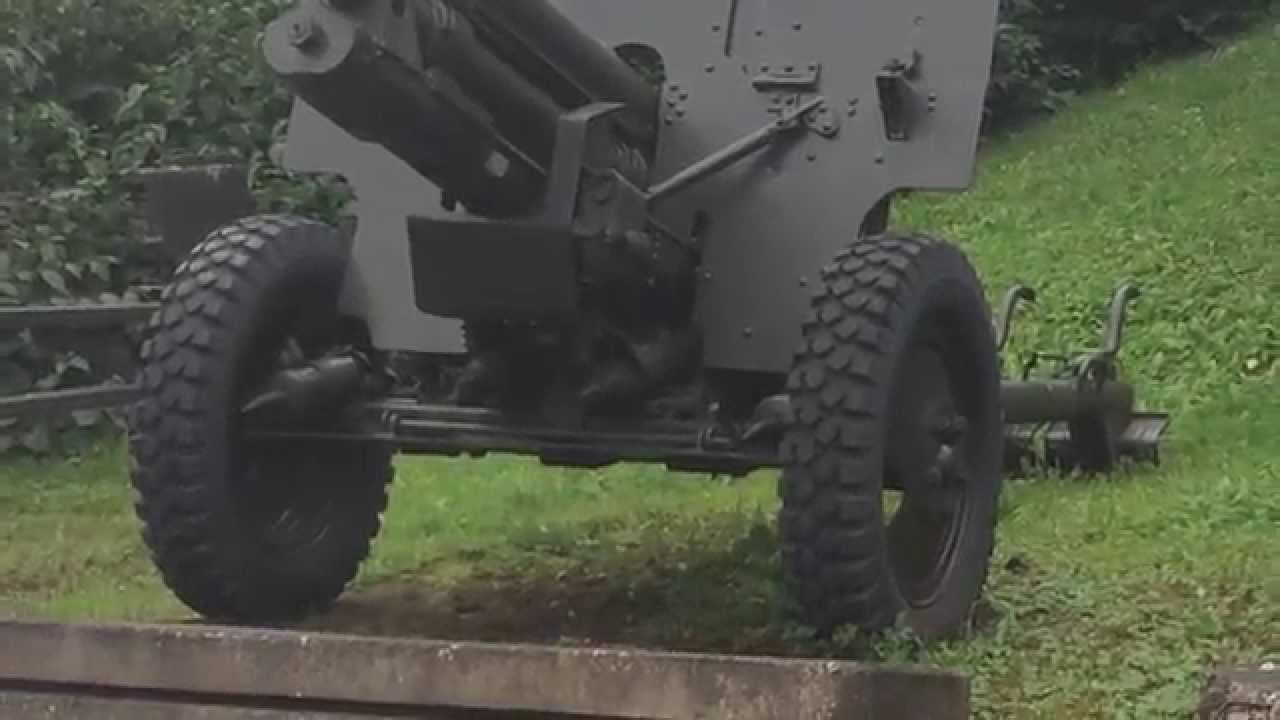 ZIS-3 anti-tank gun - YouTube