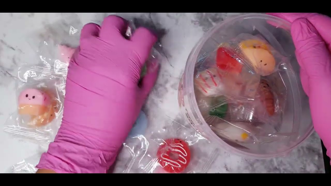 Mini food mochi squishes from Giggle Zone and Lemonade stand Slime ...