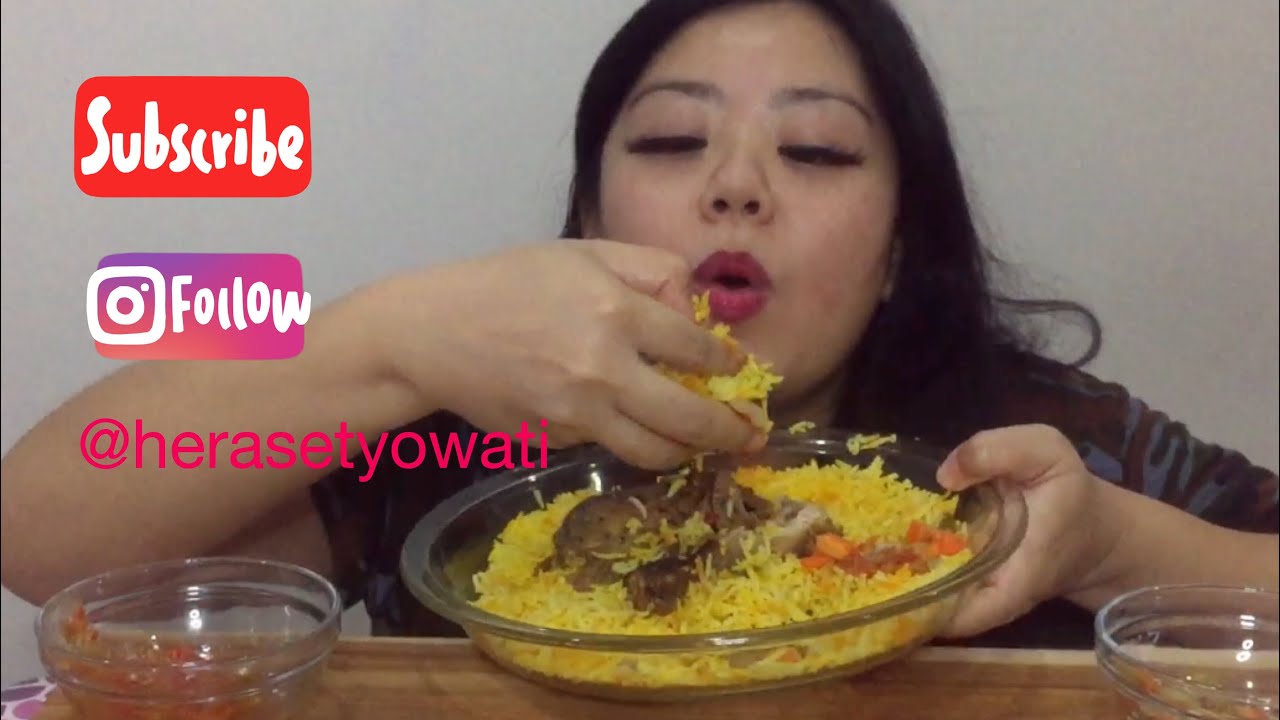Mukbang: Nasi Kebuli + Ayam - YouTube