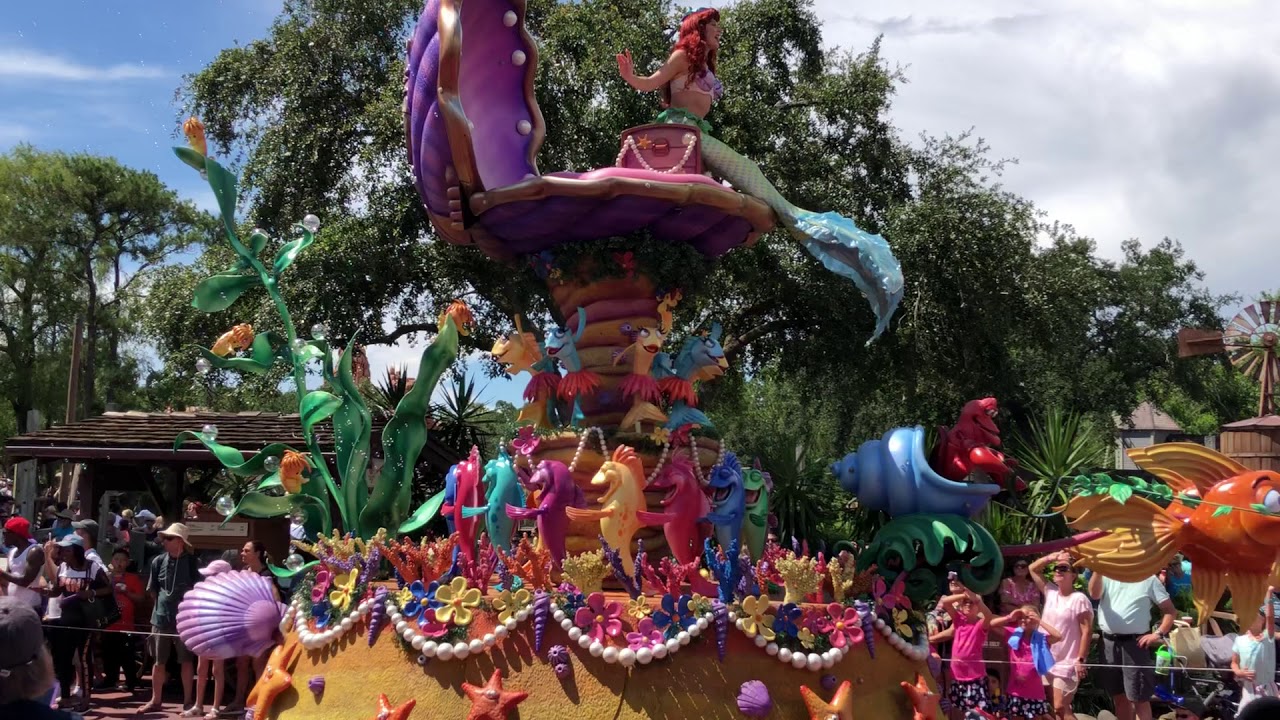 Festival of Fantasy Parade at Disneyworld Magic Kingdom June 2018 (full ...