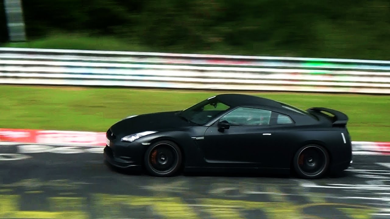 Matte black Nissan GT-R on the Nürburgring! - YouTube