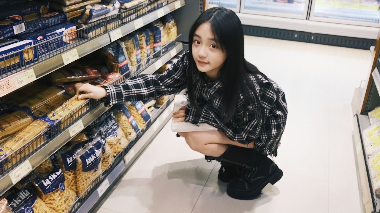 Feng Xueya New TikTok | #Douyin #ChineseTikTok - YouTube
