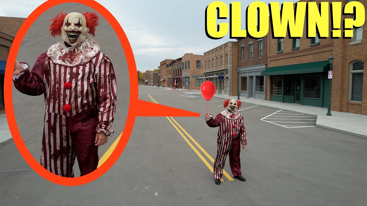 when you ever see this Clown in your Town, RUN AWAY FAST!! (it's CRAZY ...