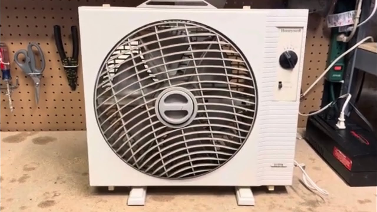Honeywell 12” Reversible Window Fan HW-612 (1997) - YouTube