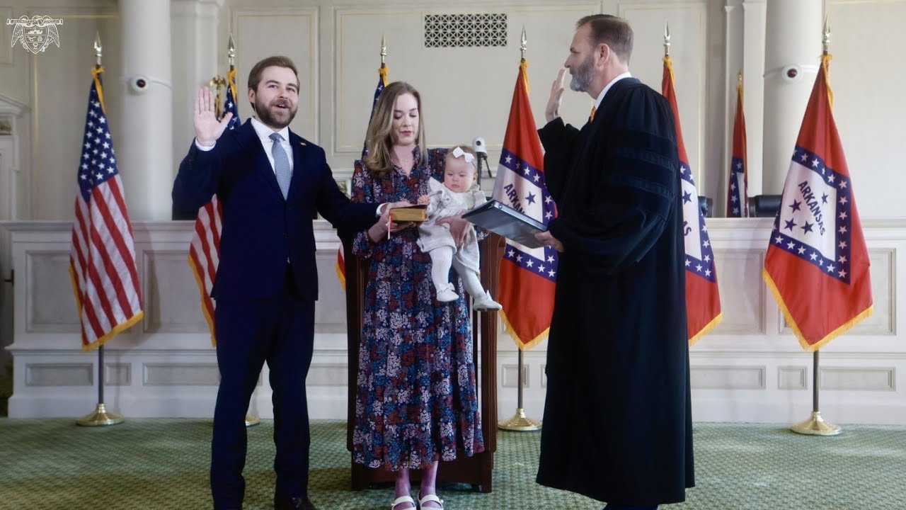 Cole Jester sworn in as Arkansas Secretary of State - YouTube