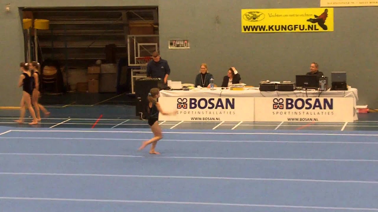 ETV Olympia Chelsea Verhage Bosan Cup vloer - YouTube