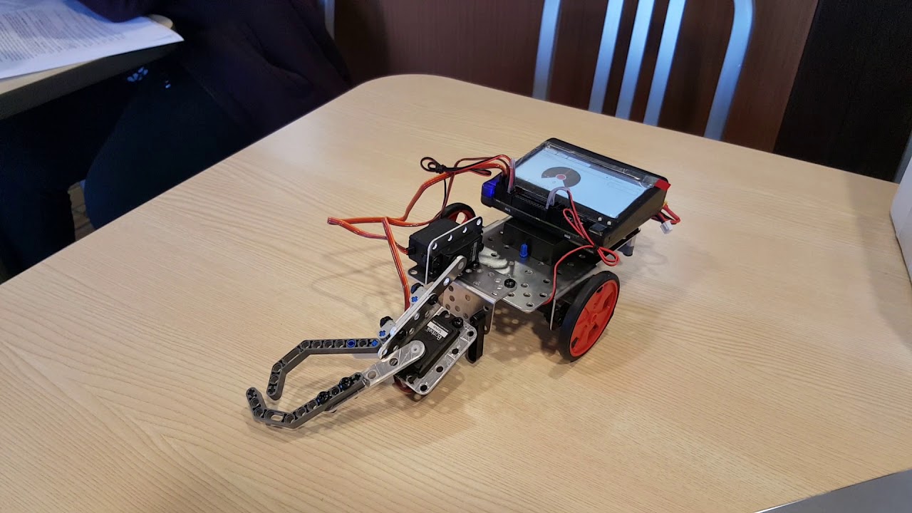 Botball Demobot Basic Motor and Servo Motion - YouTube