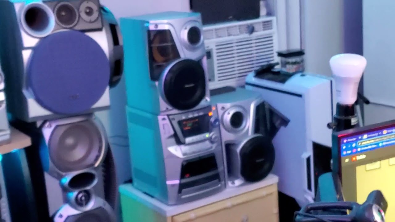 Panasonic SA-AK33 low bass test - YouTube