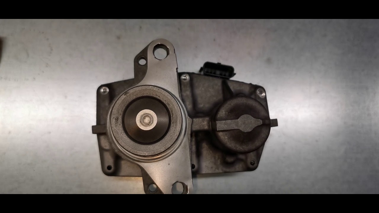 Zawór EGR AGR Valve Mercedes Sprinter CDI Błąd P0400 - YouTube