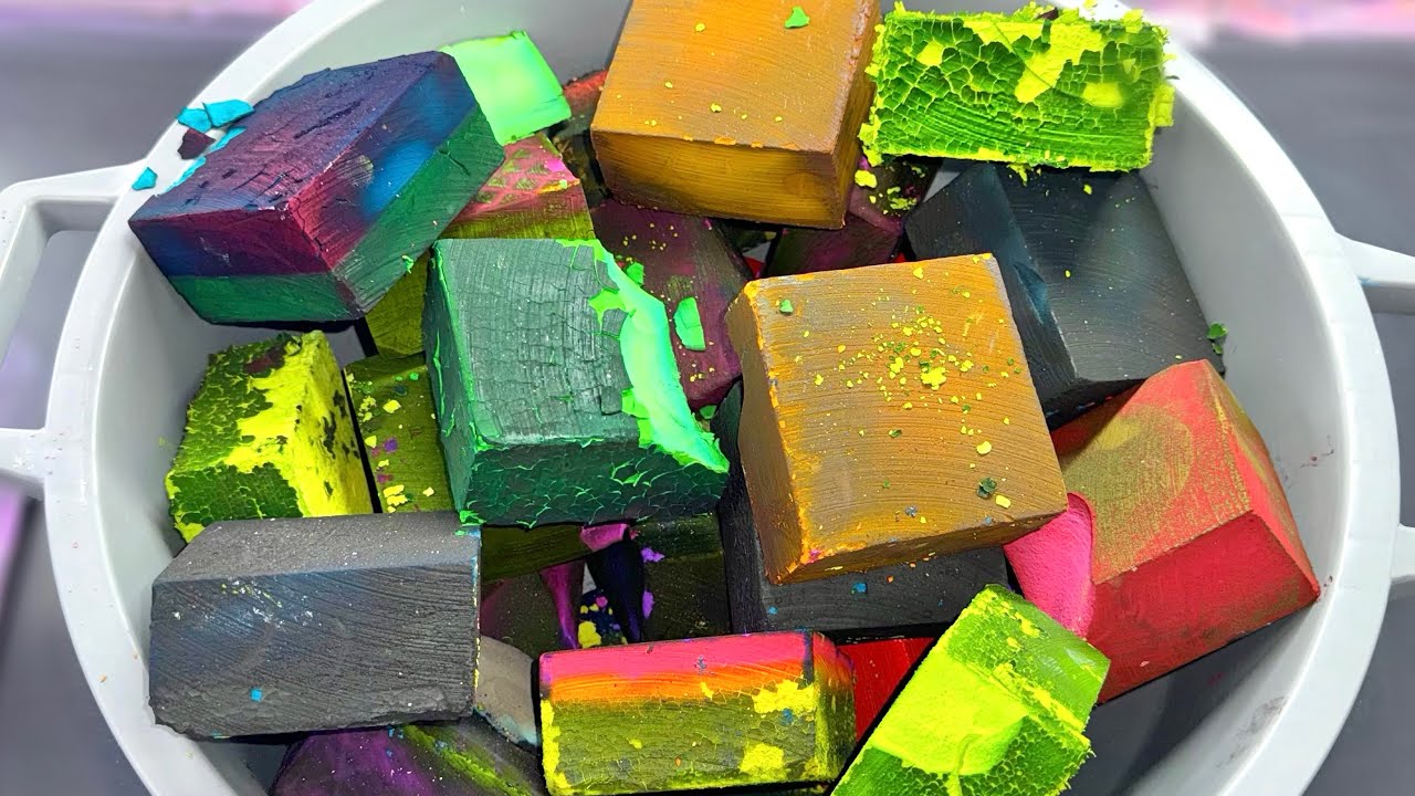 XL Bucket of Joy: 30 Dyed G1 Chalk💕 - YouTube