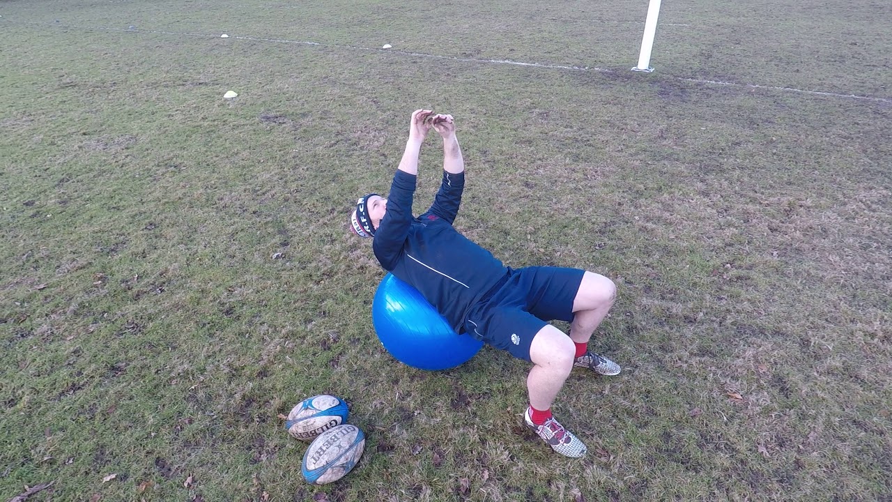 Line out throwing - swiss ball - YouTube