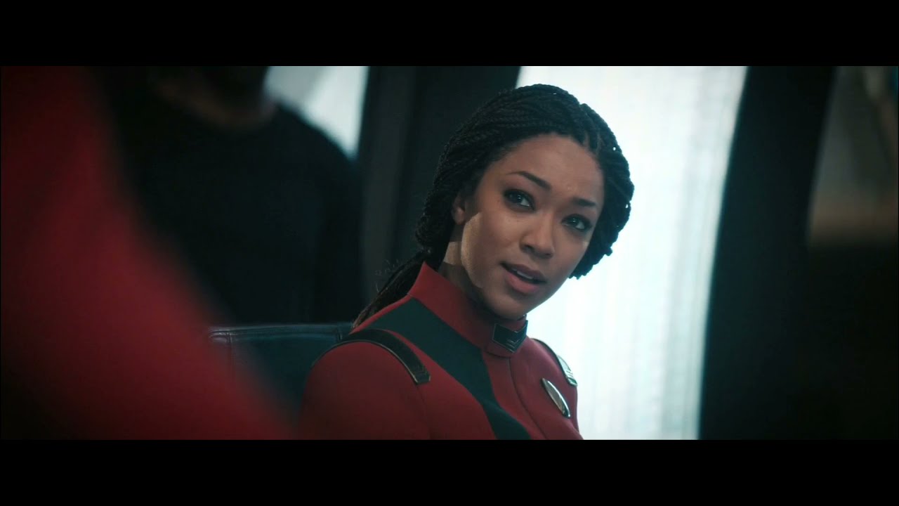 Captain Burnham Jumped To The Anomaly • Saru On Board • New Spore Drive ...