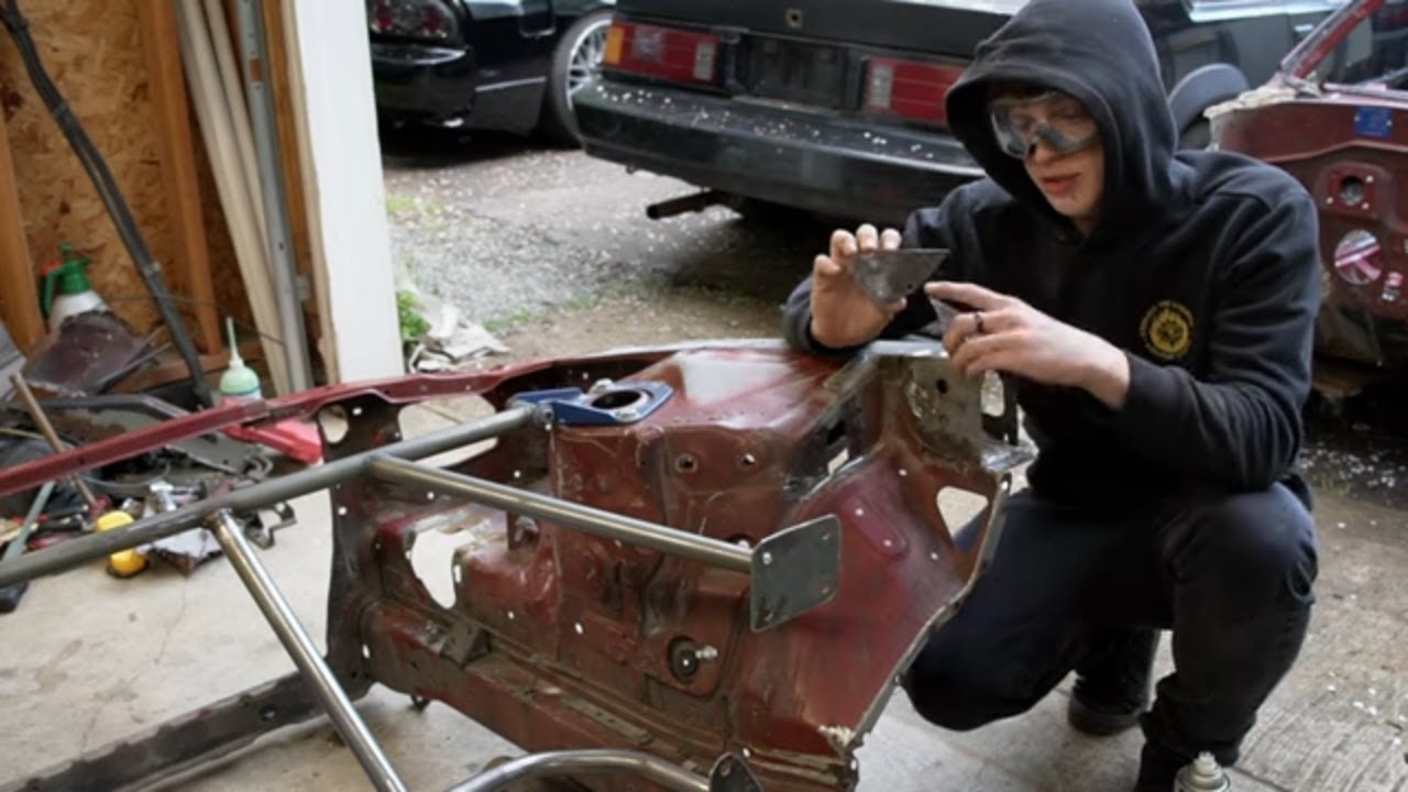 Last major rust repair on the R32 front clip! | Saving the Skyline ...