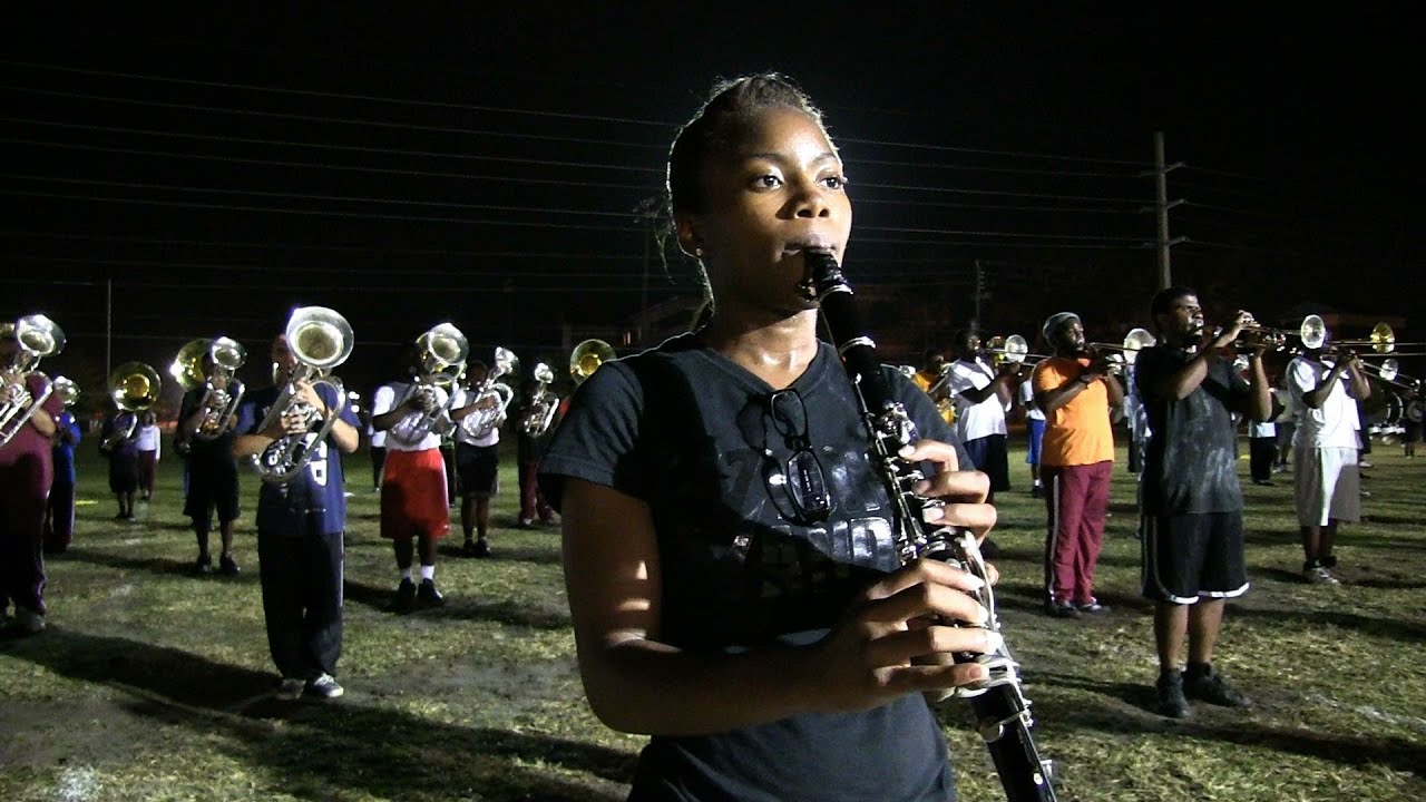 HBCU Bethune-Cookman Marching Band shows off routine before Florida ...