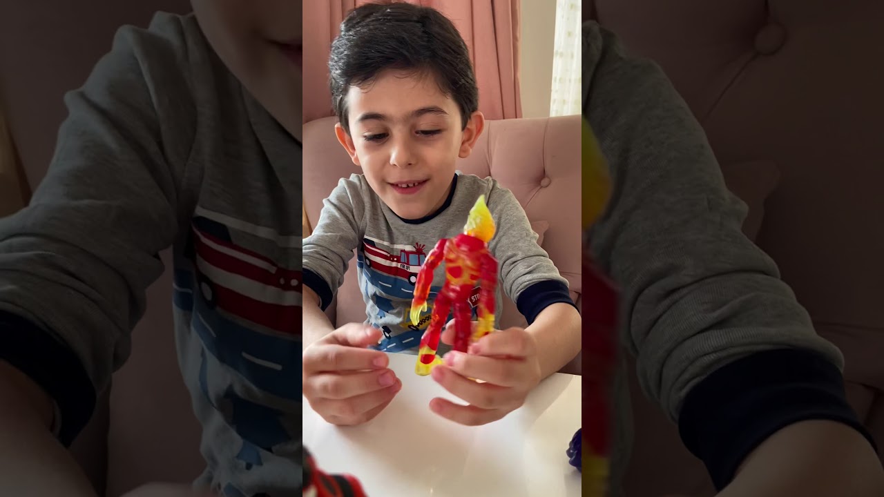 BEN10 VE OYUNCAKLARINI TANITIYORUM.OMNİTRİX ,ELMAS KAFA,DÖRT KOL ...