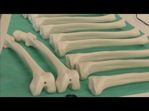 Synthetic bones: a booming market - YouTube