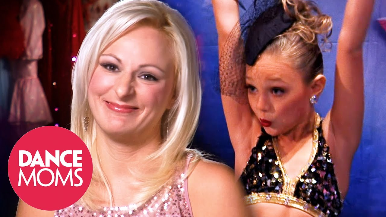 Dance Moms: Mackenzie vs. Chloe vs. Maddie Solos (S2 Flashback) - YouTube