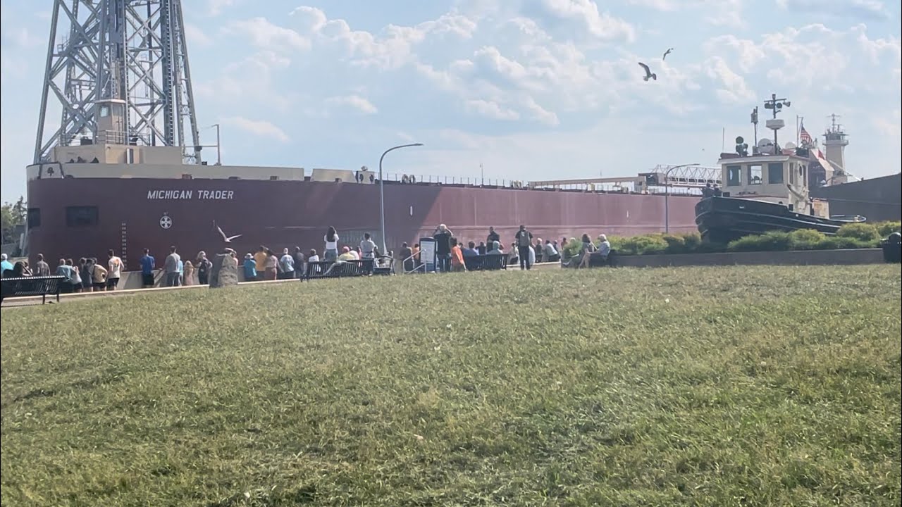 Michigan Trader- A Titanic Sized Barge - YouTube