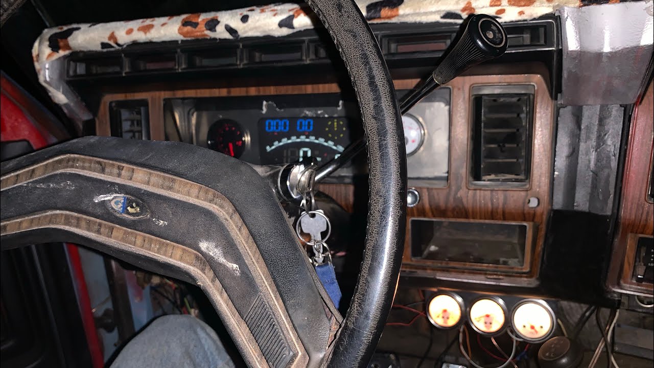 80’s ford get custom heads up display unit and some more goodies - YouTube