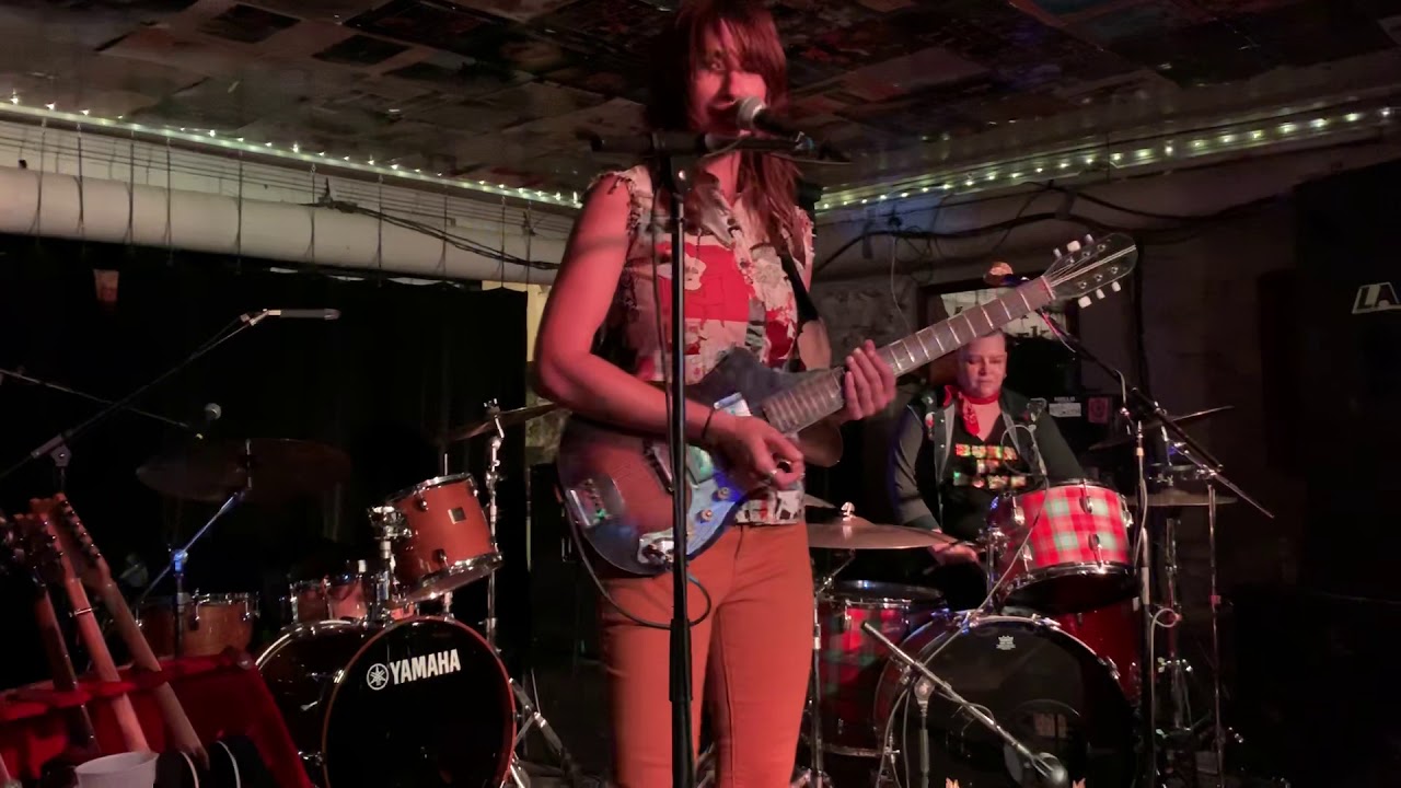 Molly Gene & The Gasoline - Good Fish Daddy - YouTube