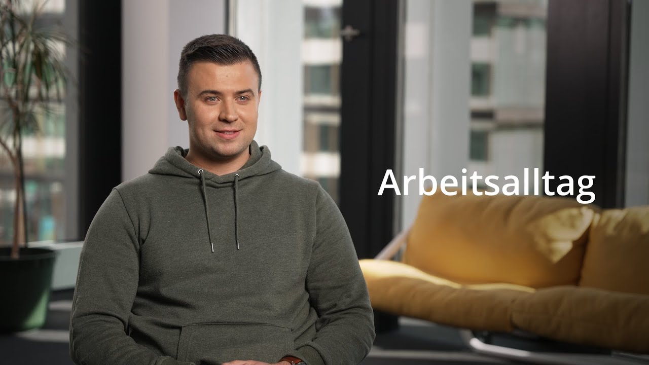 Arbeitsalltag bei WKO Inhouse | karriere.at - YouTube