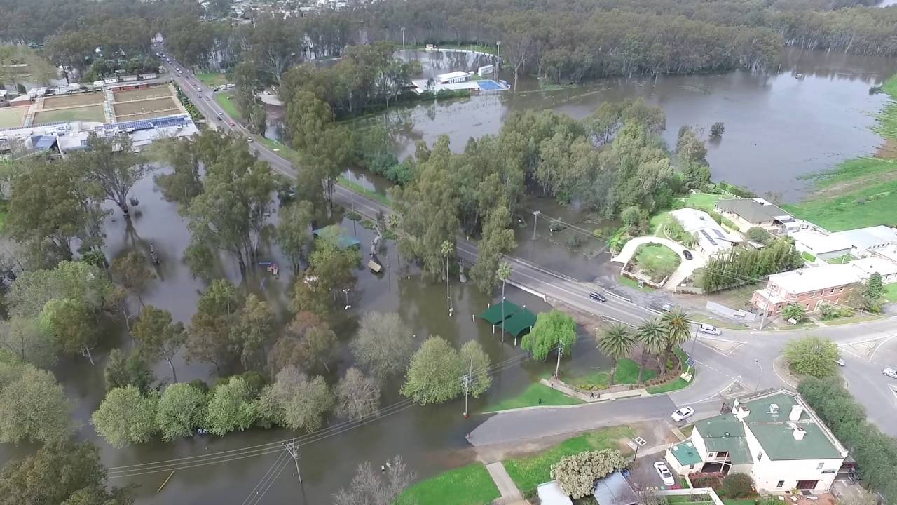 Corowa Floods 2016 - YouTube