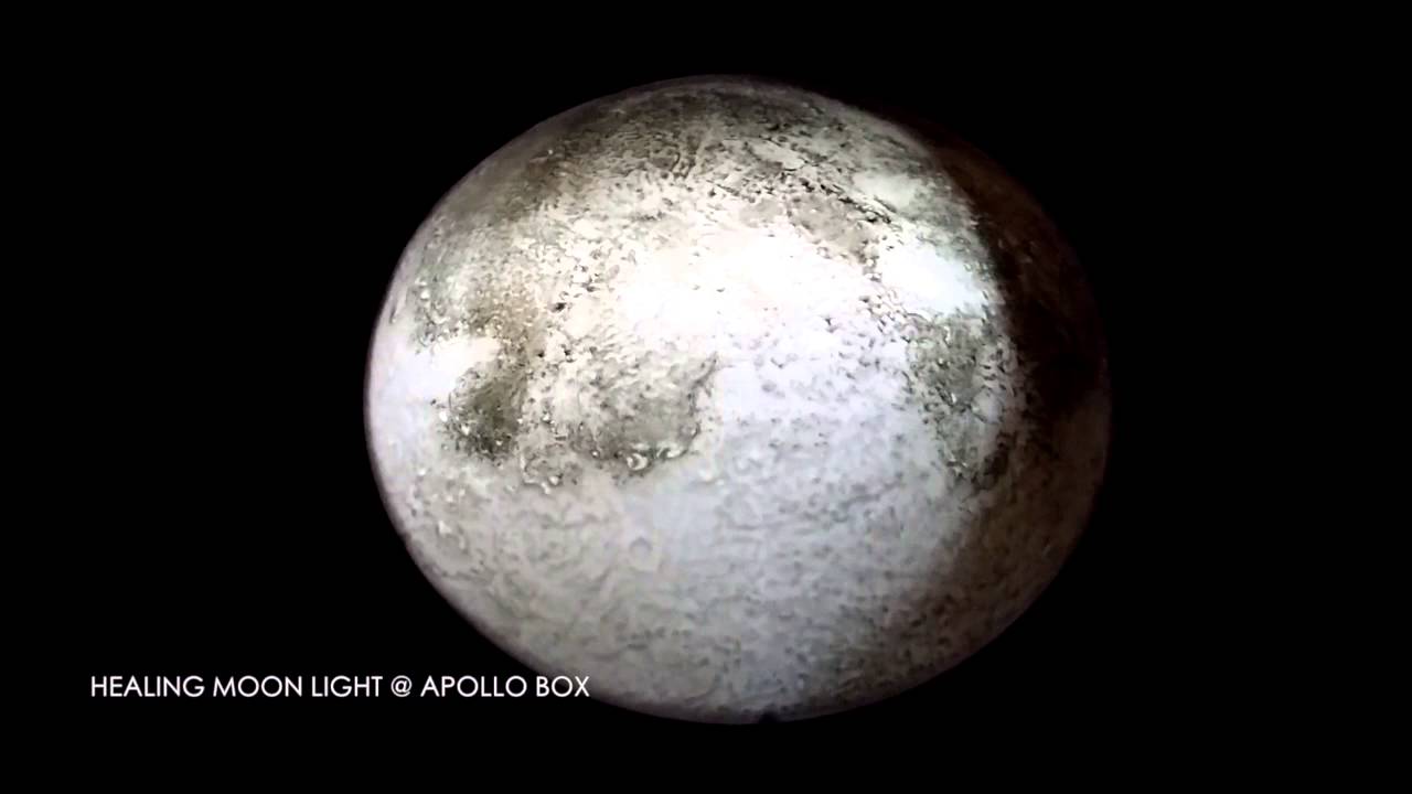 Remote Control Healing Moon Lamp @ Apollo Box - YouTube