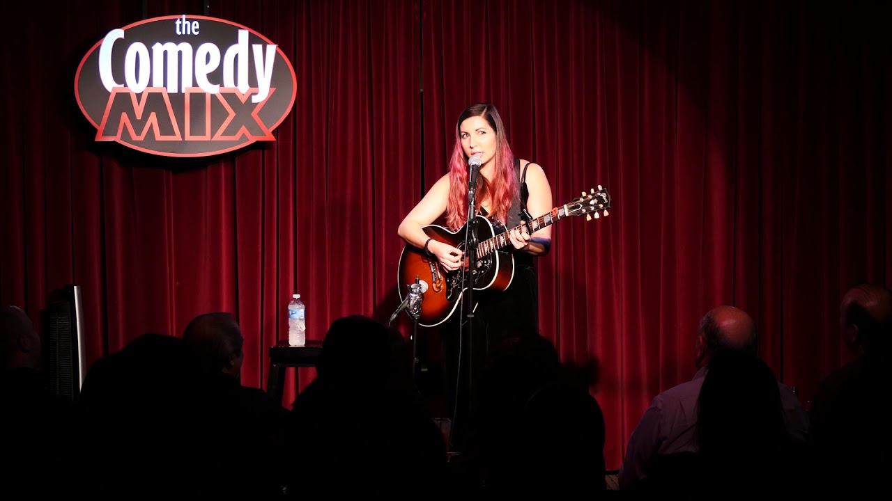 Caitlin Cook - Live at the Comedy MIX, Vancouver, BC - YouTube