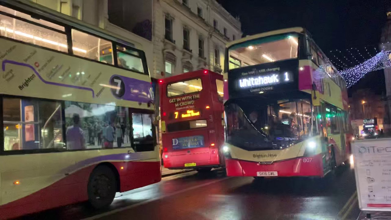 Brighton & Hove Bus Route 1 passing though north street Brighton - YouTube