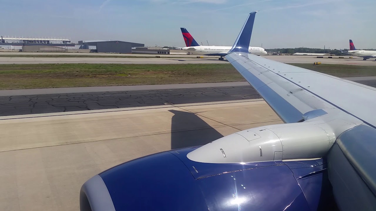 Roaring Engine Sound | Delta Air Lines 737-900ER takeoff - YouTube