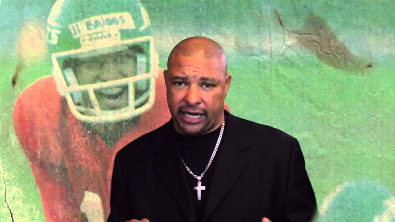 Walter Briggs Chronicle 3 Courage Underfire - YouTube